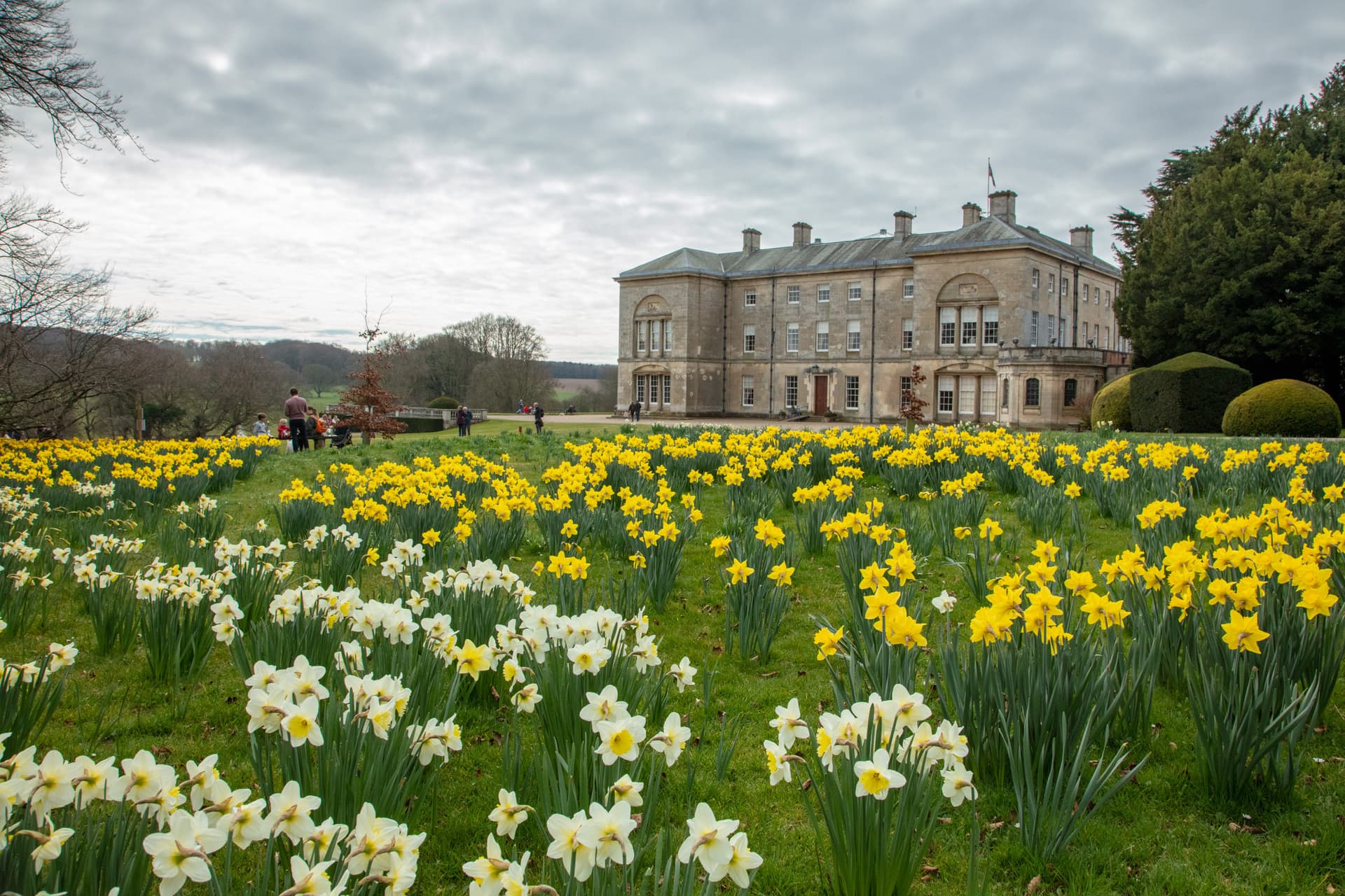 Sledmere House and Gardens - Self Catering Holiday Cottages in Yorkshire