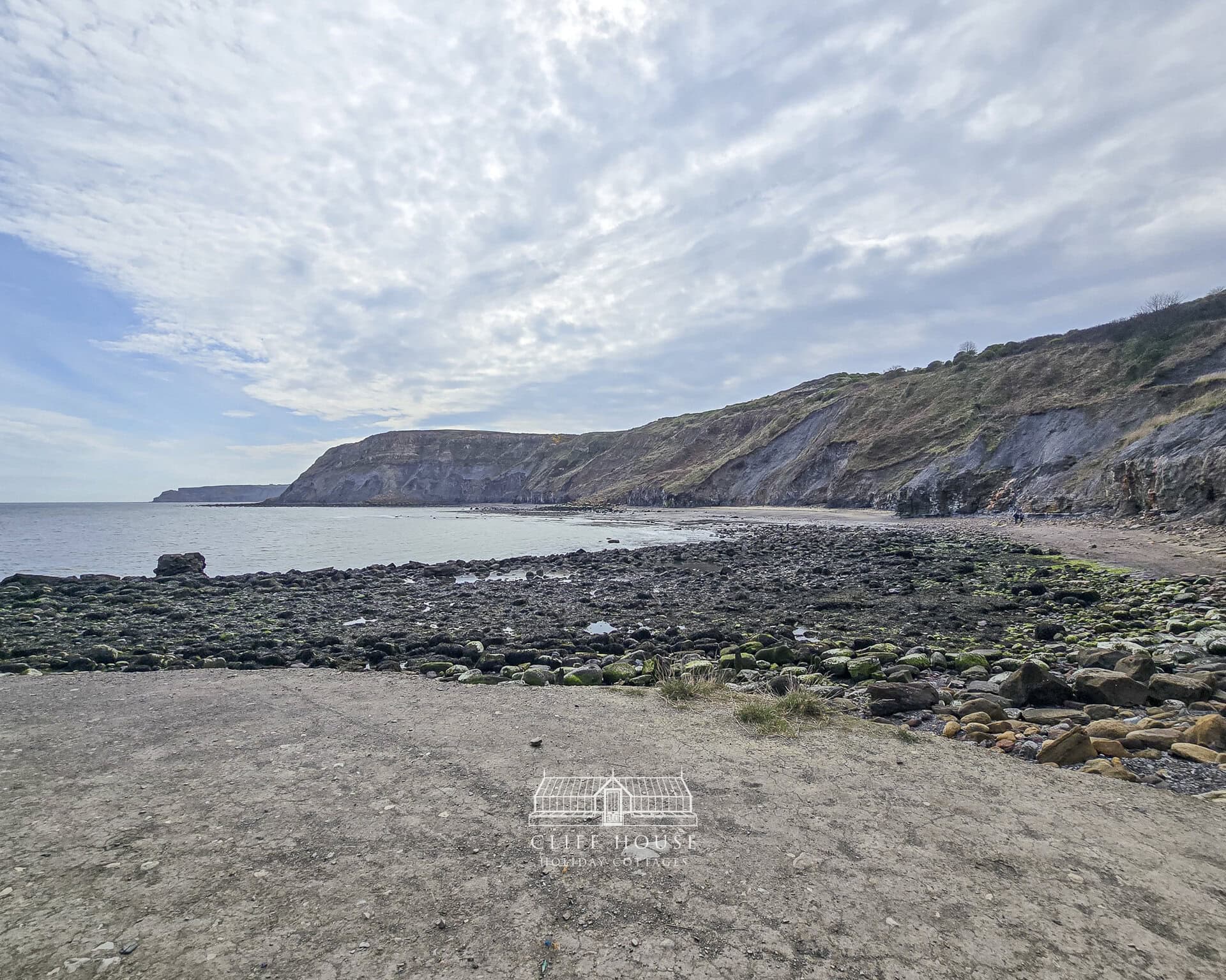 Cliff House Holiday Cottages with swimming pool in North Yorkshire